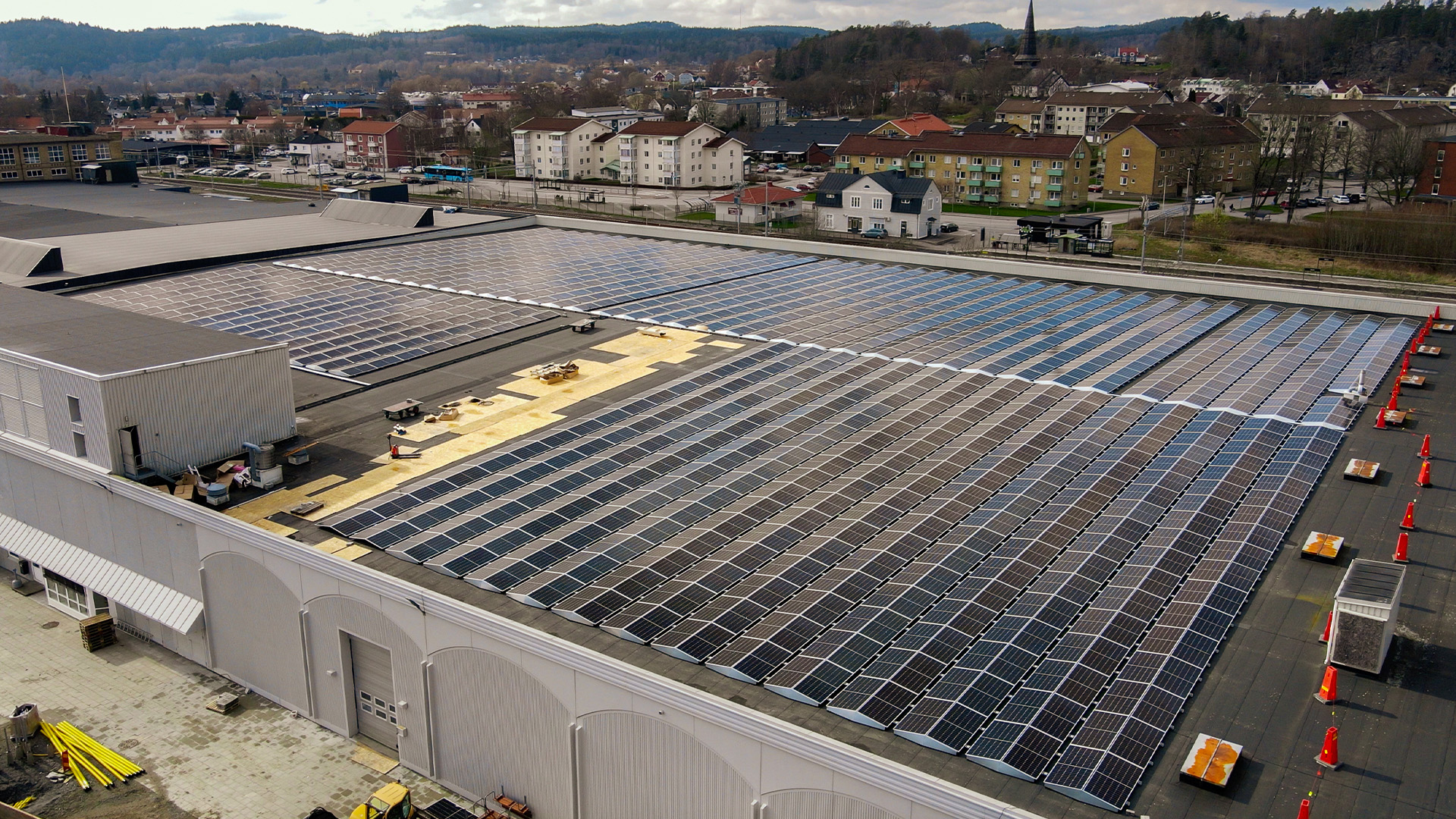 Efter prisraset: “Gynnsamt läge att satsa på solceller” | EnergiEngagemang